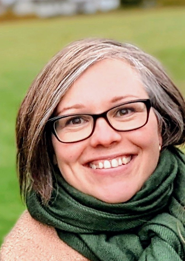 About – Laura Benn